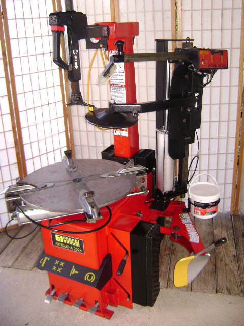 Used Corghi Artiglio A2019